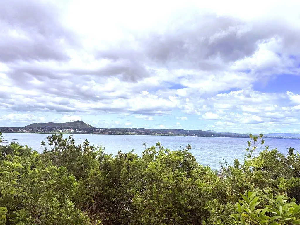 Beach/Cliff Lot For Sale – Mayacabac, Dauis, Bohol - Bohol Property